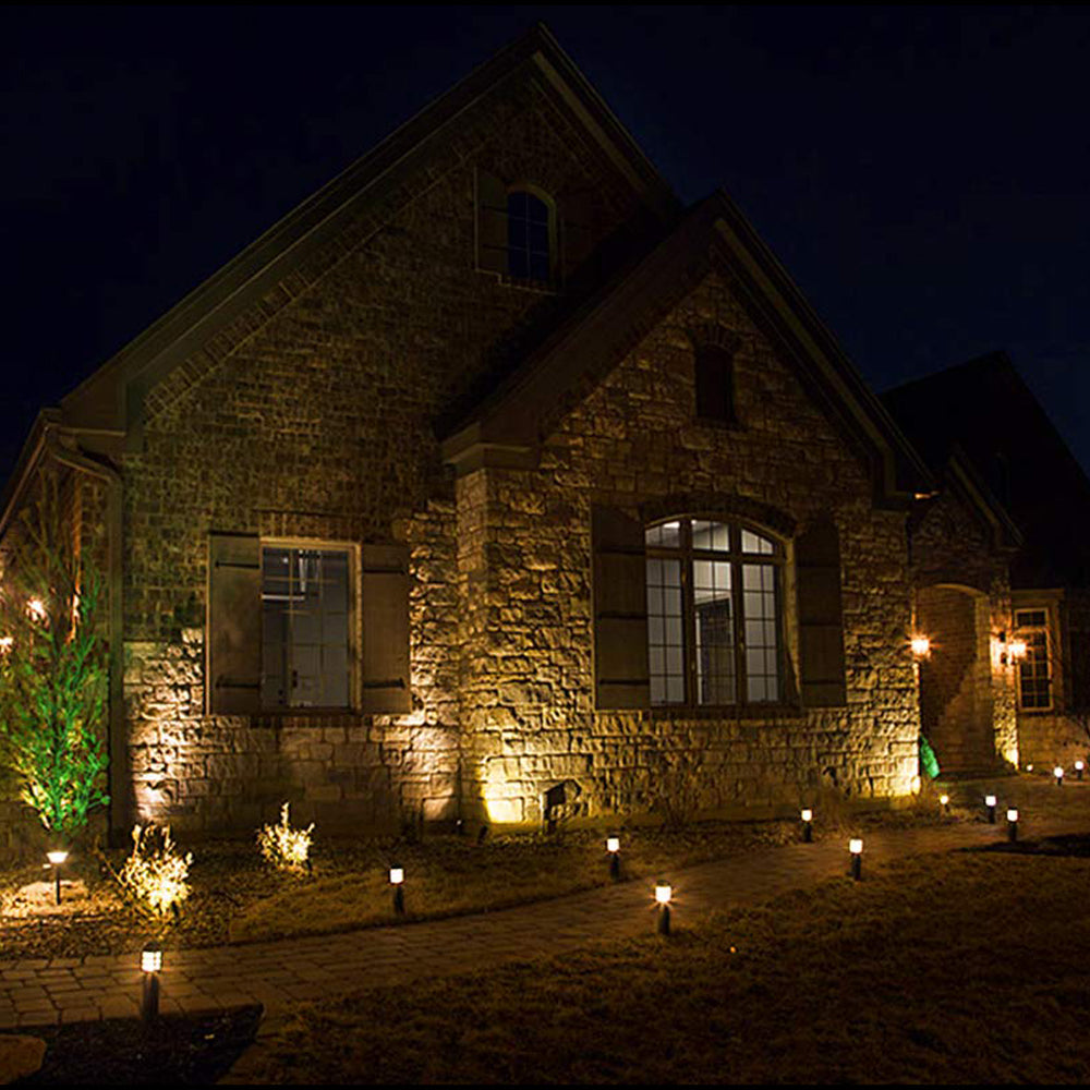 Outdoor Lighting: How to Showcase Your Home's Best Architectural Featu